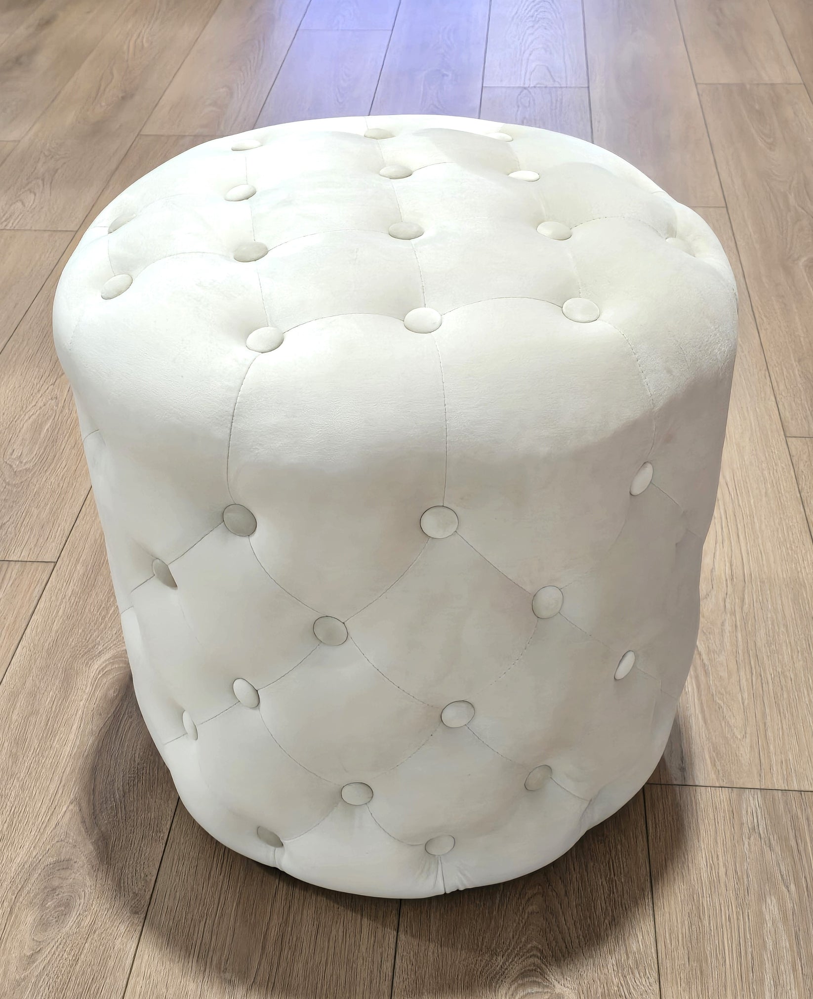 High Quality - Alexa Round Ottoman / Makeup Stool – Vanity Chic Mirrors