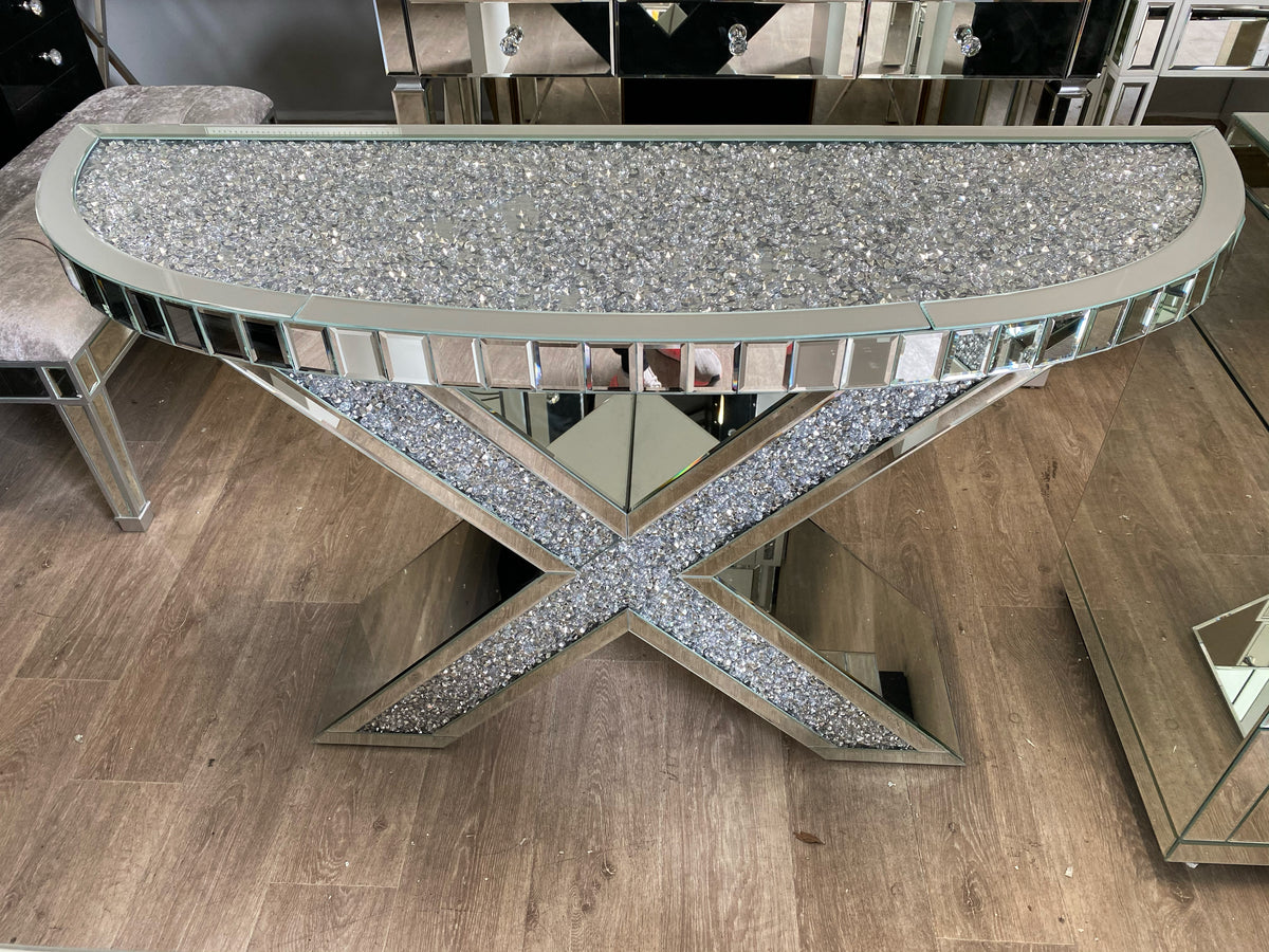 XENO Console / Hallway Table with Crushed Diamond